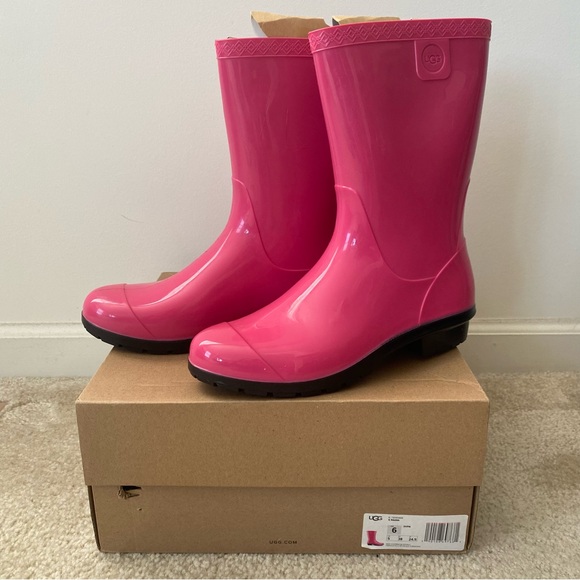 UGG | Shoes | Nwt Ugg Girls Raana Pink Rain Boots | Poshmark
